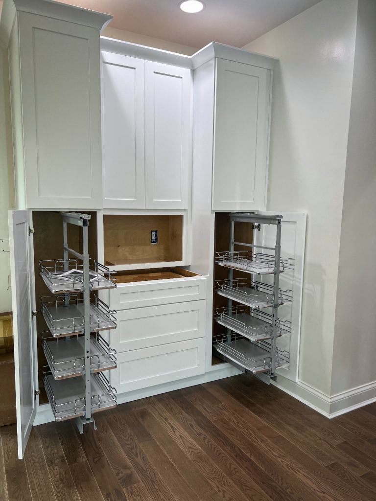 Cincinnati Cabinets - Custom cabinet company in Loveland, OH: creating ...